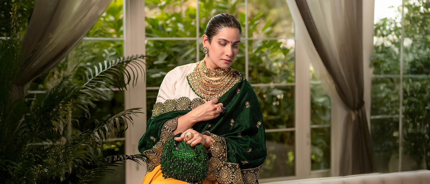 The Pashm | Buy Premium Pashmina Shawls| Cashmere Scarfs | Jewelry